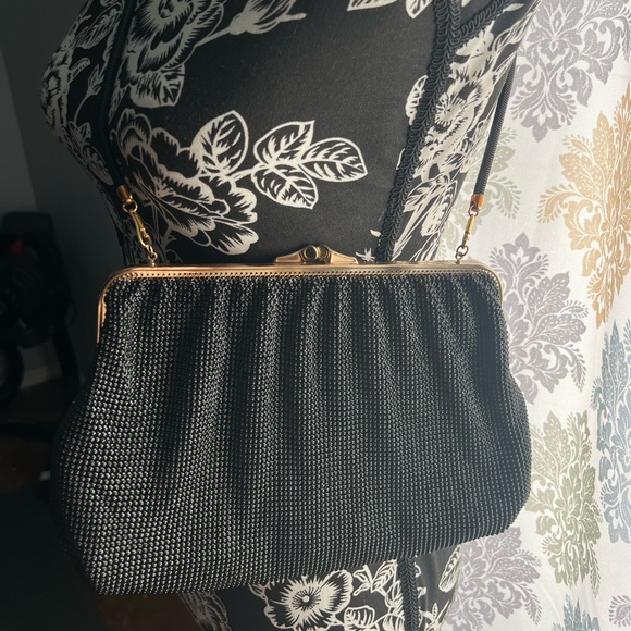 Oroton | Bags | Oroton Vintage Clasp Purse | Poshmark